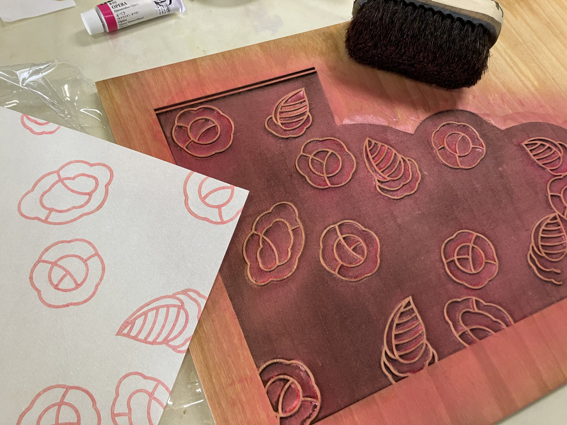 木版画摺り体験 第2弾「親子で体験！オリジナルのレターセットを作ろう」（「生誕140年 YUMEJI展 大正浪漫と新しい世界」関連プログラム） | 東京都庭園美術館 | TOKYO ...